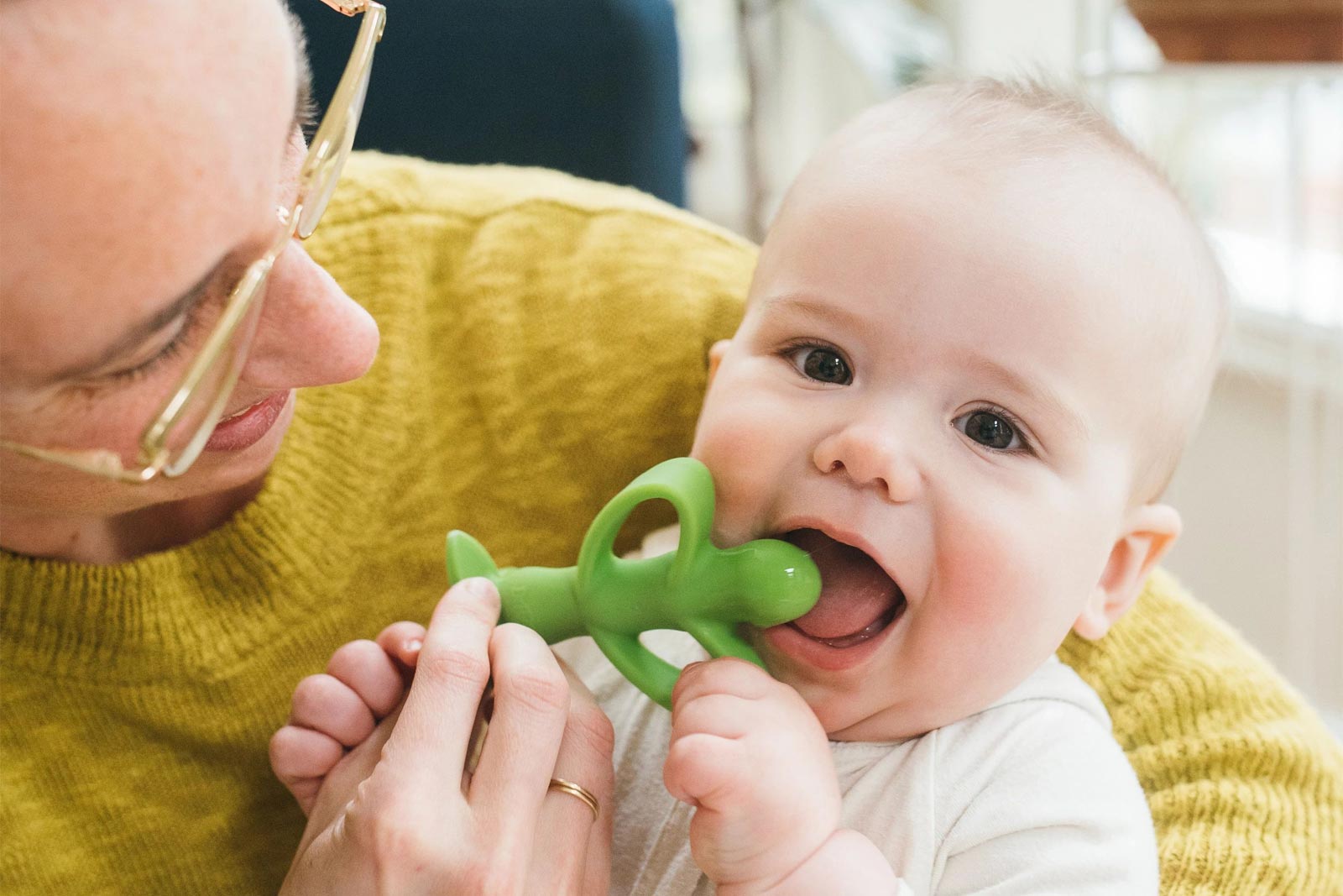Teething Relief & Remedies: 4 Safe Solutions – Dr. Brown's
